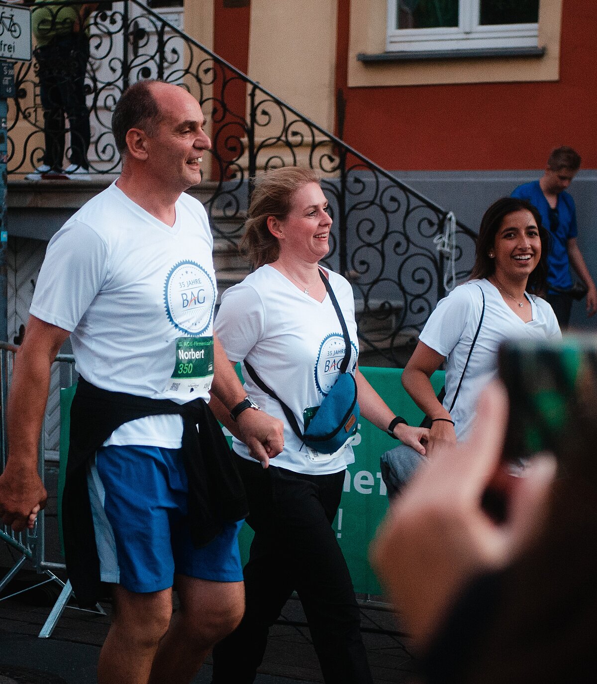 AOK-Firmenlauf 2022 Mit Spaß statt Tempo gemeinsam ins Ziel